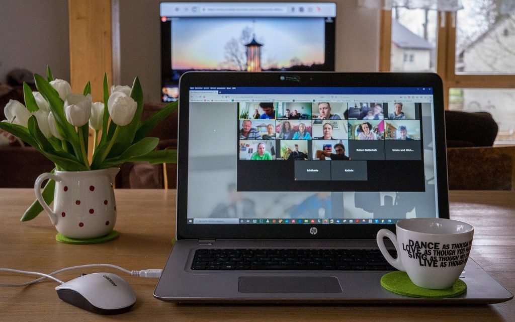 How to encourage people to turn on their camera during virtual meetings ...